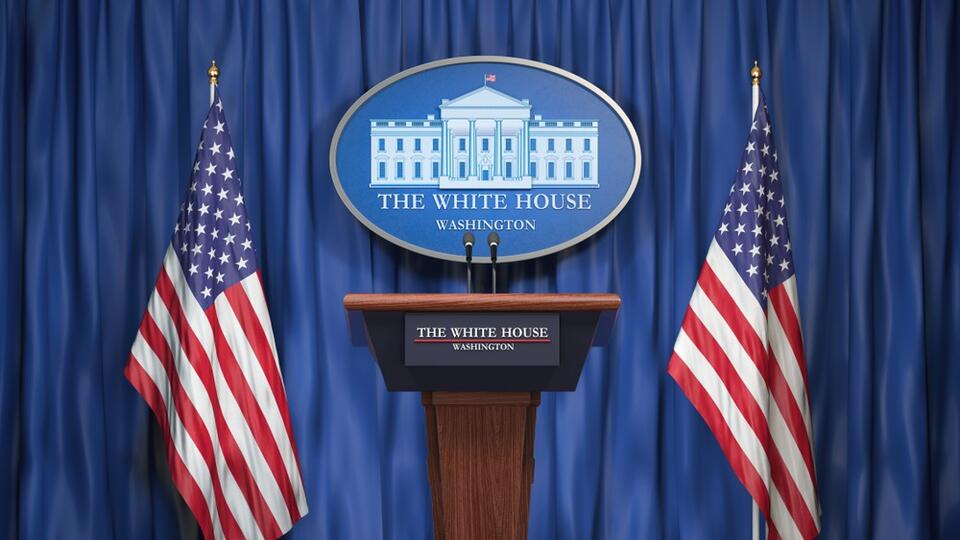 Karoline Leavitt Makes Strong Impression in Her First White House Press ...