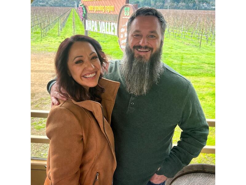 Sky Beams Spotlight South Yuba City Holiday Display - NewsBreak