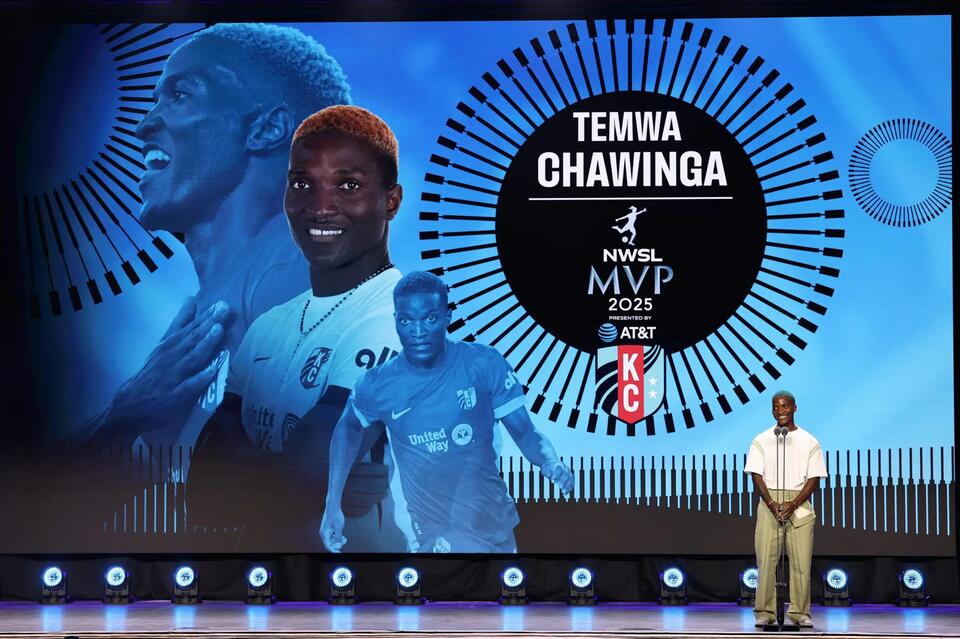 Back-to-Back MVP Temwa Chawinga Headlines 2025 NWSL Awards - NewsBreak