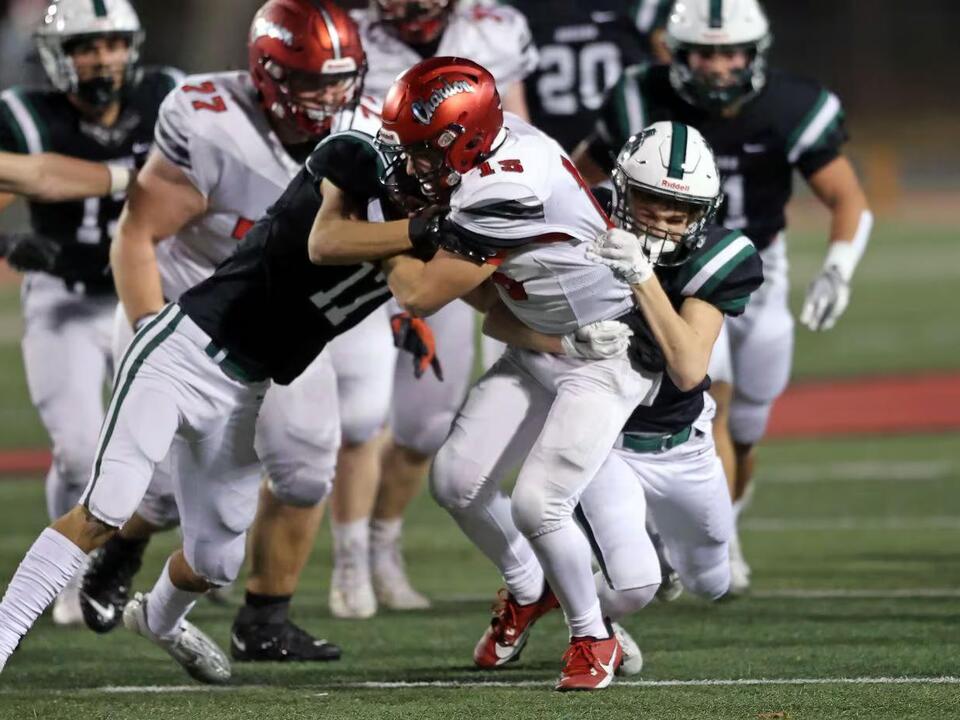 Northeast Ohio high school football scores for OHSAA playoffs regional ...