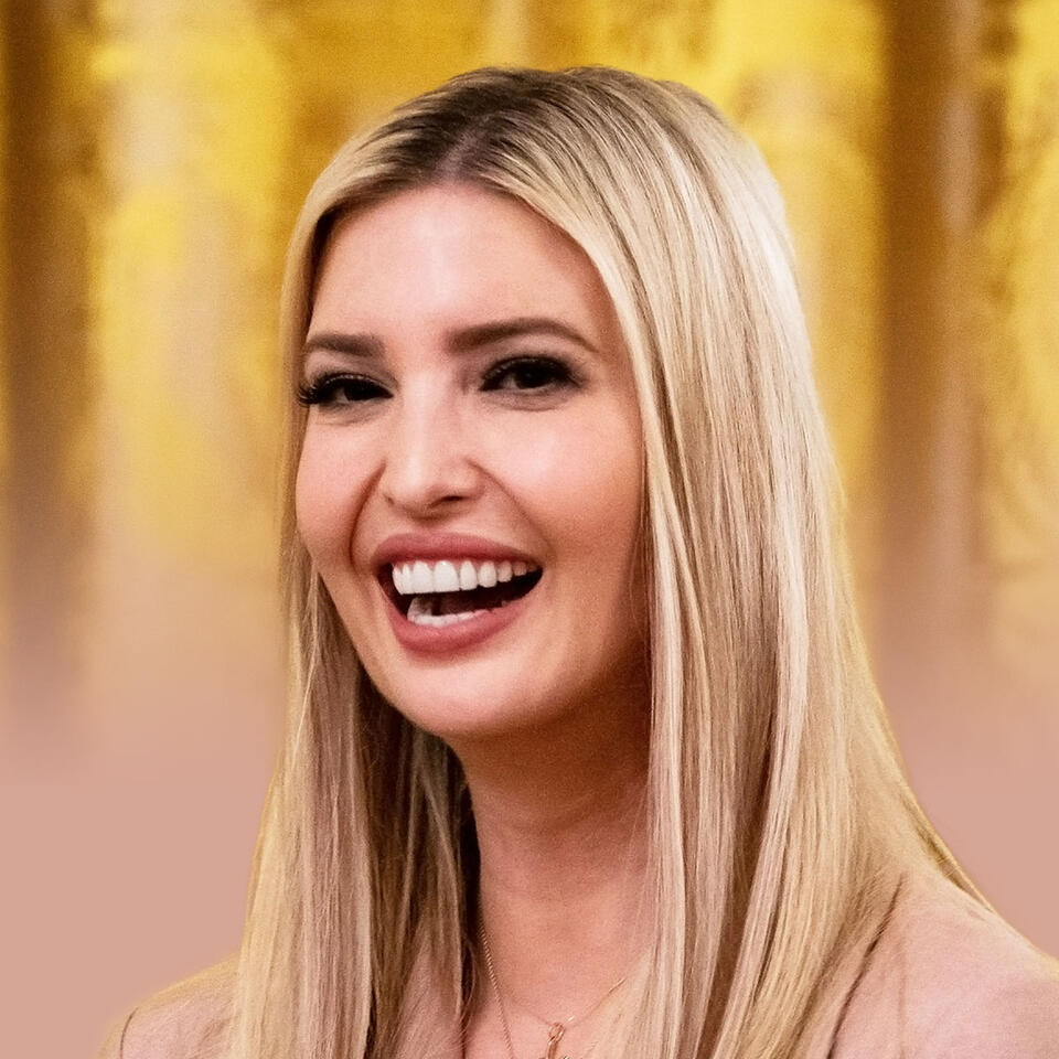 Ivanka Trump Wears An Oscar De La Renta Gown During Inauguration ...