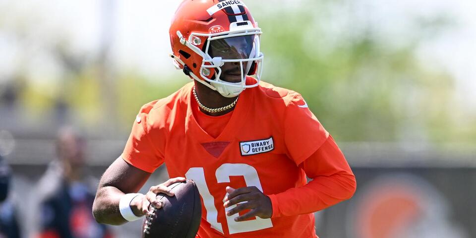 Browns' Shedeur Sanders flashes 'elite' skills, gets glowing review ...