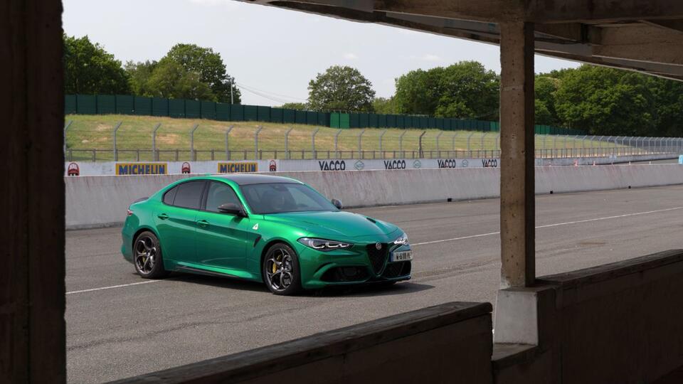 Art on Wheels: The Best Looking European Sedans From The 21st Century ...
