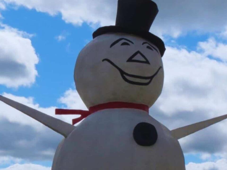 Meet A Minnesota Icon: The World’s Largest Stucco Snowman!
