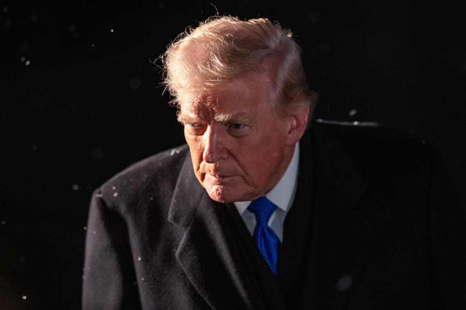 Trump Flat-Out Threatens Republicans — After 6 Jump Ship to Tank Key ...