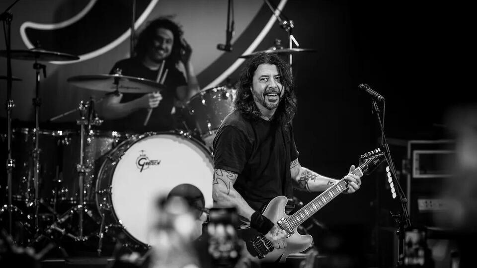 Foo Fighters Play First Show in Over a Year, Unveil New Drummer Ilan ...