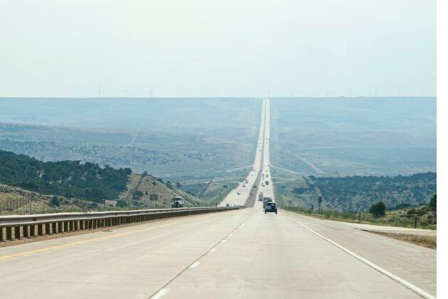 Most of I-80, Much OF I-25 In Wyoming Closed To Light, High Profile ...