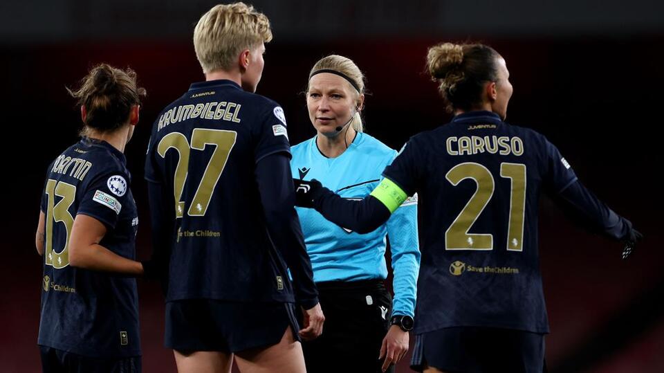 How to watch today's Juventus Women vs Benfica Women Champons League ...