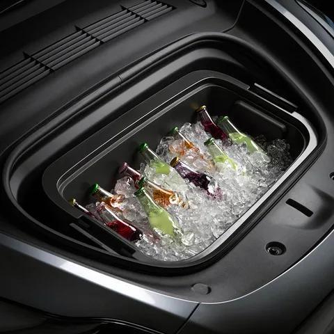 Tesla releases Model Y Juniper refresh accessories including new frunk ...