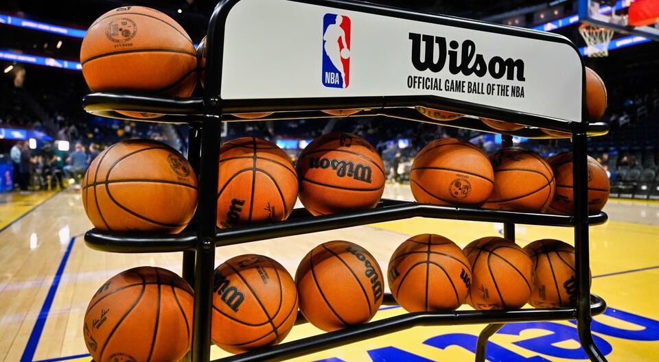 What Is A Zone Defense? How NBA Teams Use This Game-Changing Strategy ...