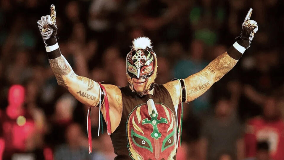 WATCH: WWE Legend Rey Mysterio Shows Face in Rare Unmasked Appearance ...