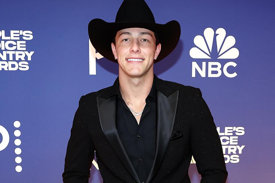 Tayler Holder Cancels Upcoming Tour Dates, Admits He Can’t ‘Push ...