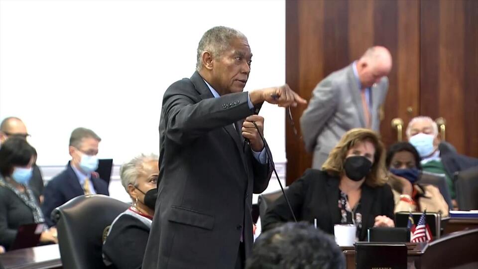 'We're being gaslighted': NC Democrats say proposed new voting rules ...