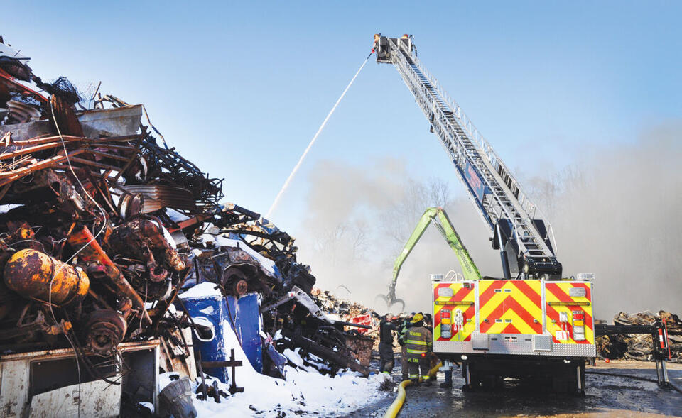 Multiple volunteer fire crews douse blaze at Washington County ...