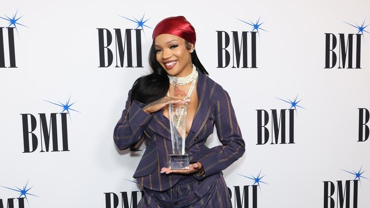 Rapper GloRilla and NBA Star Brandon Ingram Are Instagram Official ...