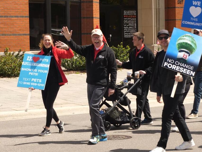 Tulip Time Volksparade takes over downtown Holland