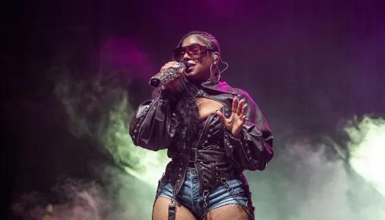 Ashanti Silences Body Critics With Cheeky Beach Body Post - NewsBreak