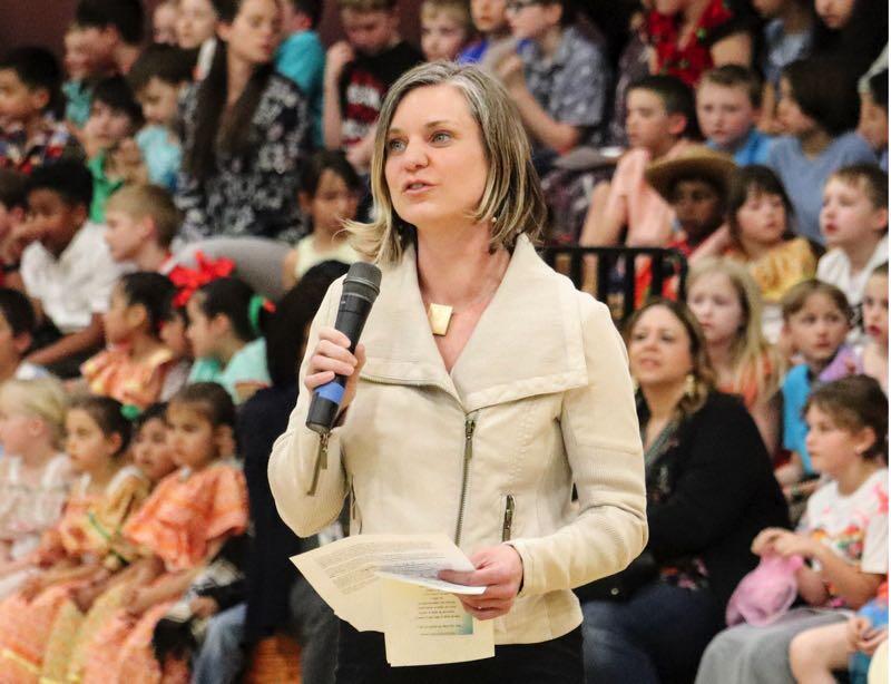 West Linn-Wilsonville School Board Chair Chelsea King running for state ...