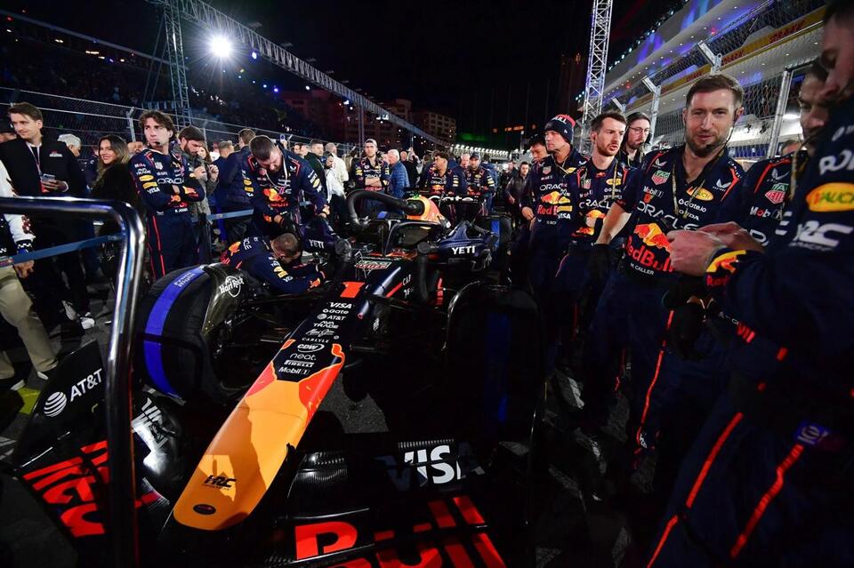 Red Bull Bleeds Key F1 Brainpower as Strategy Chief Defects Early to ...