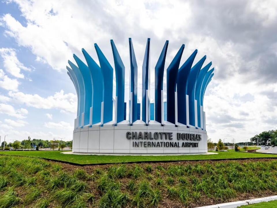 CLT Airport Troubles: Share photos/videos of issues at CLT Airport