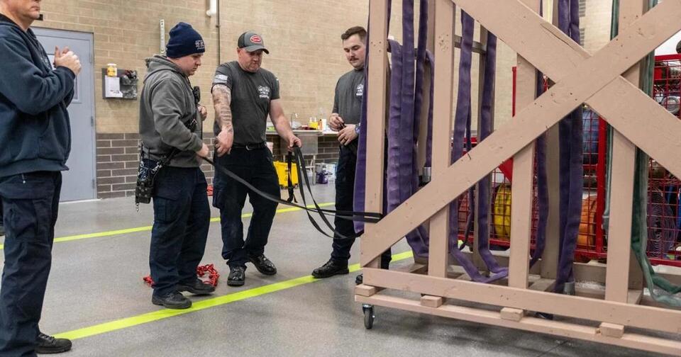 Zoneton Fire holds rope rescue training with crews from Shepherdsville ...