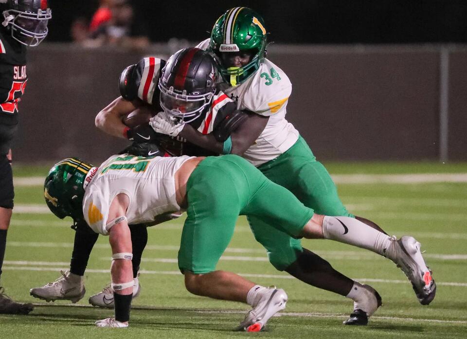 A.J. Huddleston, Idalou football defense smother Slaton for 3rd ...