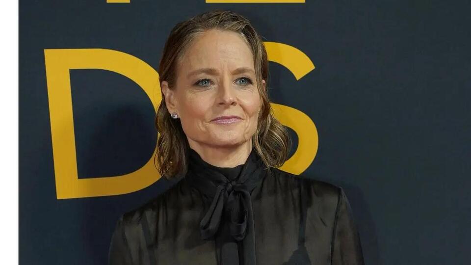 Jodie Foster, 63, Sparks Health Fears After Actress Was Spotted Walking ...