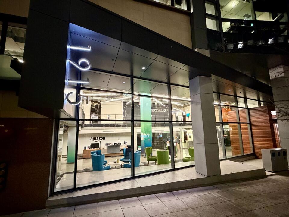 Amazon to move out of longtime office building near its main Seattle ...