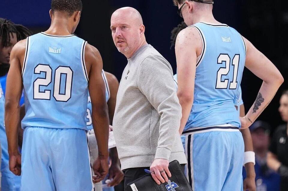 Report: Indiana St. promoting Matthew Graves to head coach - NewsBreak