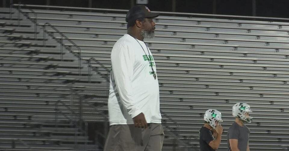 Chad Terrell steps in as interim coach amid Sirianni's medical leave ...