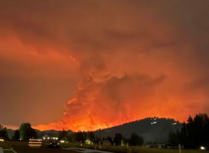 Lower Sugarloaf Fire Swells To 6,200 Acres, Evacuations Elevated ...