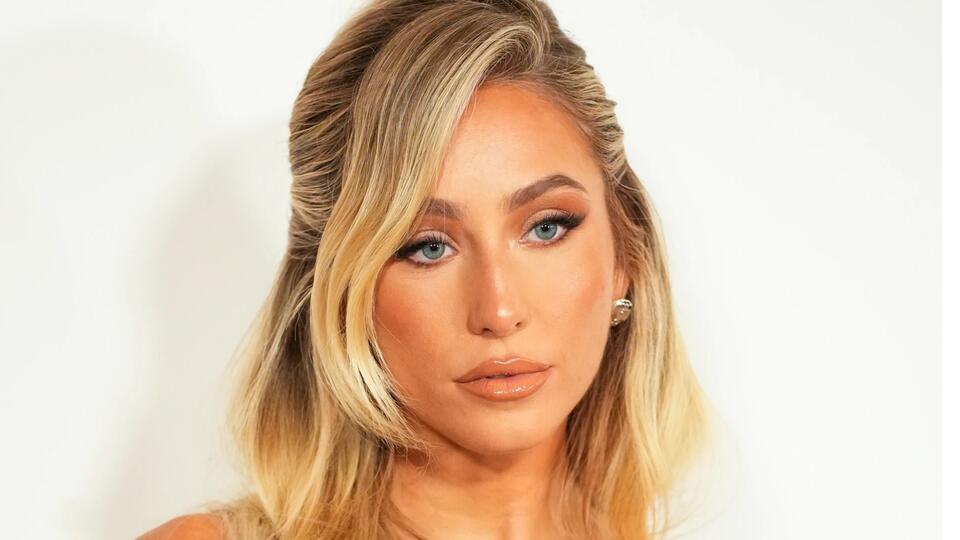 ‘Get Ready With Me' Influencer Reveals ‘Really Scary' Cosmetic ...