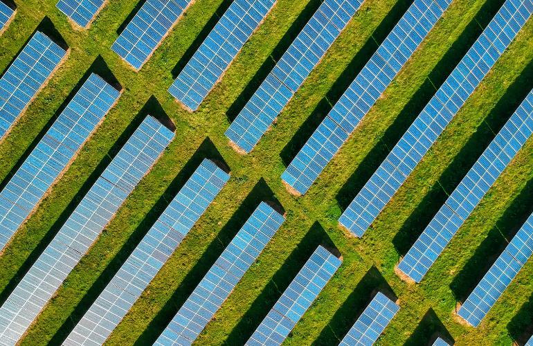Illinois Shines opens 800 MW of new solar capacity for 2025-26 program ...