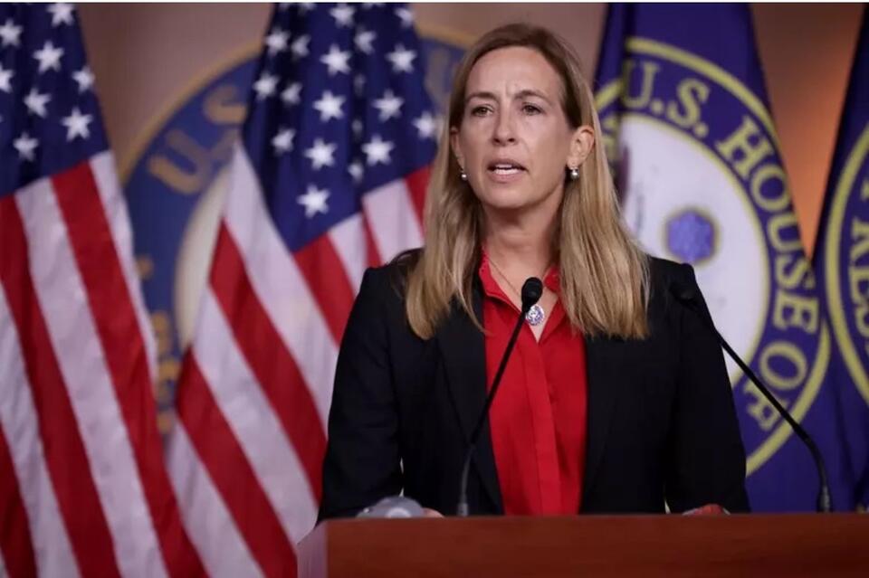 NJ Congressman Calls on Governor-Elect To Act On Electric Bills - NewsBreak