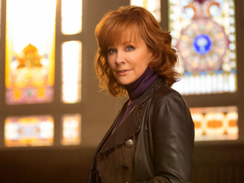 Reba McEntire and the Tragedy That Still Breaks Her Heart | Herbie J ...
