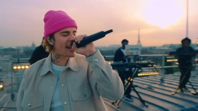Justin Bieber Struggling To Sing After Injury - NewsBreak