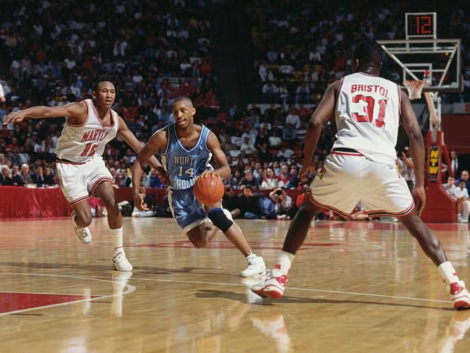 UNC Basketball Premieres Documentary on 1993 Championship Team Led By ...