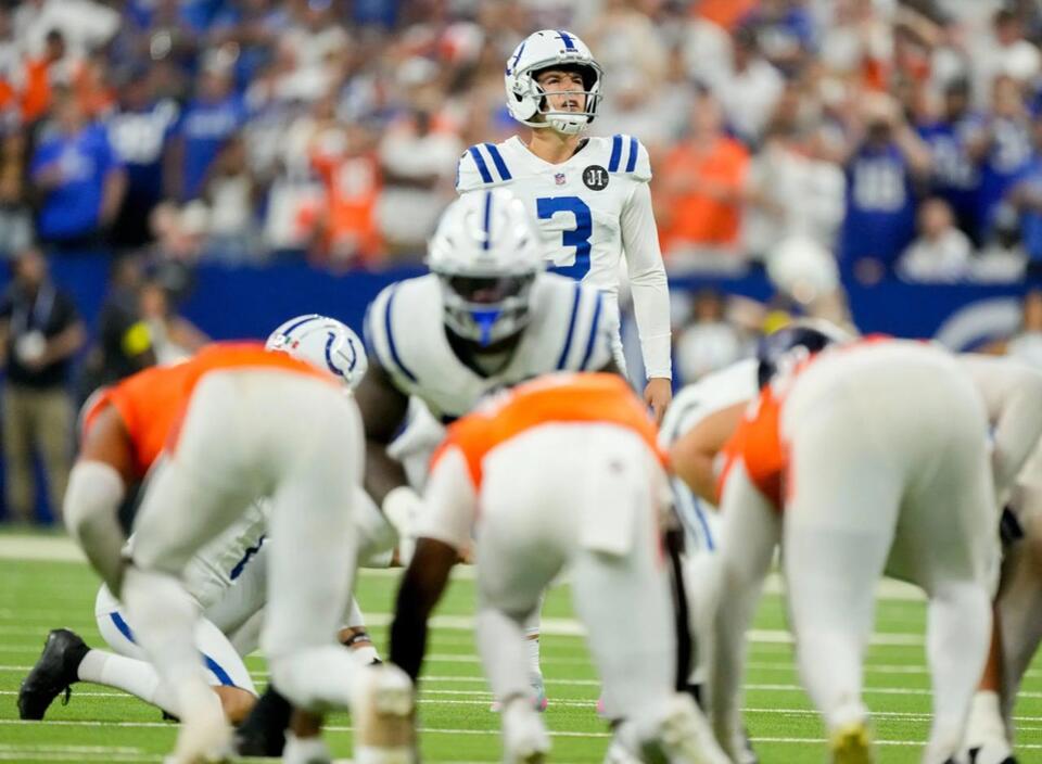 ‘Refs Stole the Game’ — Broncos Fans Furious With NFL Officials After ...