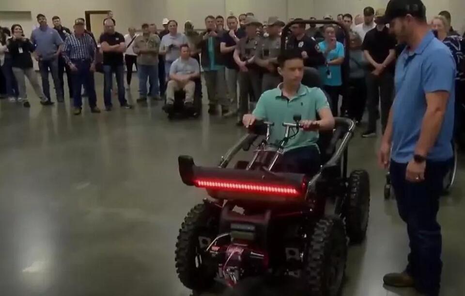 Community Spirit In Texas: Cason Snider’s Inspiring Journey After ...