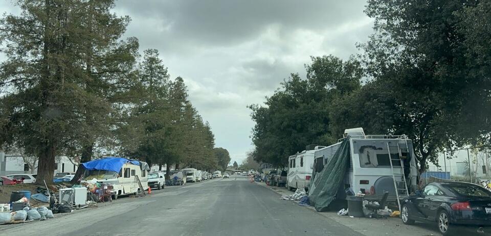 San Jose bans homeless people renting RVs - NewsBreak
