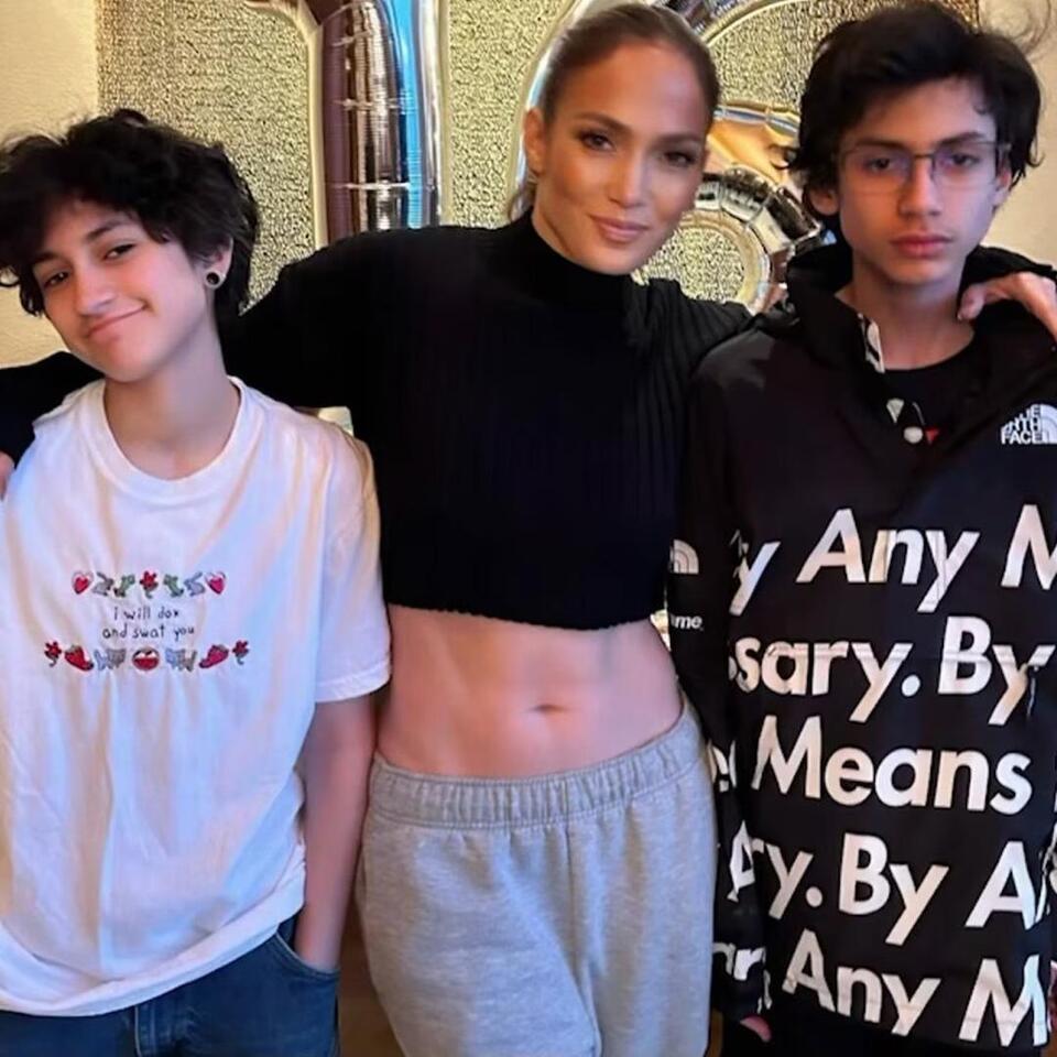 Jennifer Lopez Reveals the “Fantastic” Way She Bonds With 17-Year-Old ...