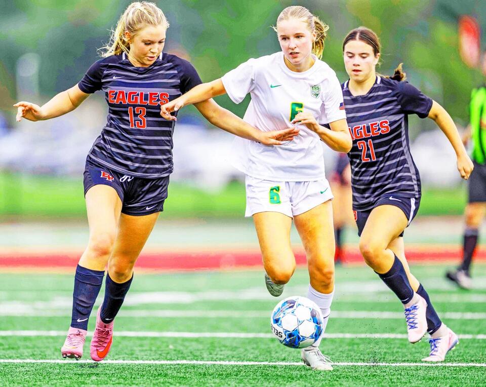 Edina girls soccer has key match vs. Tonka - NewsBreak