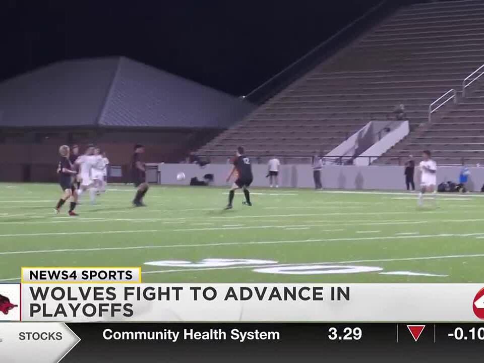 Wolves fight to advance in playoffs