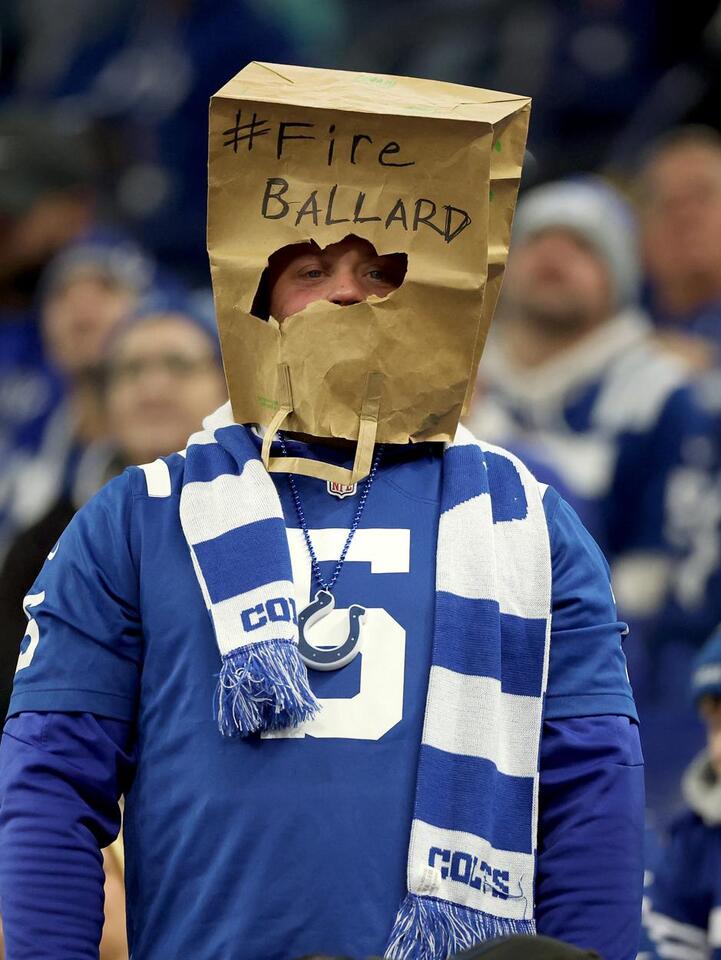 Colts Fans Lead In Swearing While Lions Show Improvement - NewsBreak