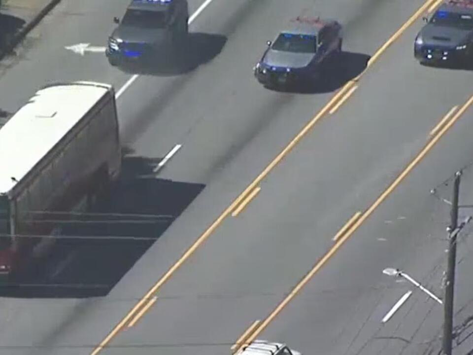 1 dead after high-speed police chase involving transit bus near Atlanta