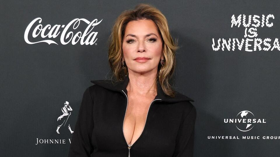 Shania Twain Rocks Grammys After-Party in Cool Black Dress - NewsBreak