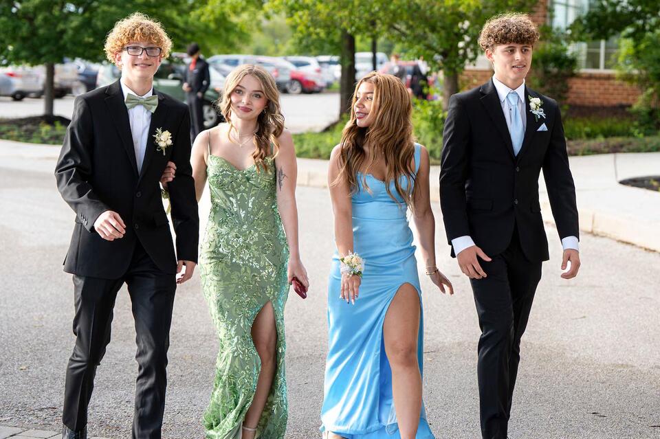 Gettysburg High School prom: See 66 photos from Friday’s event - NewsBreak
