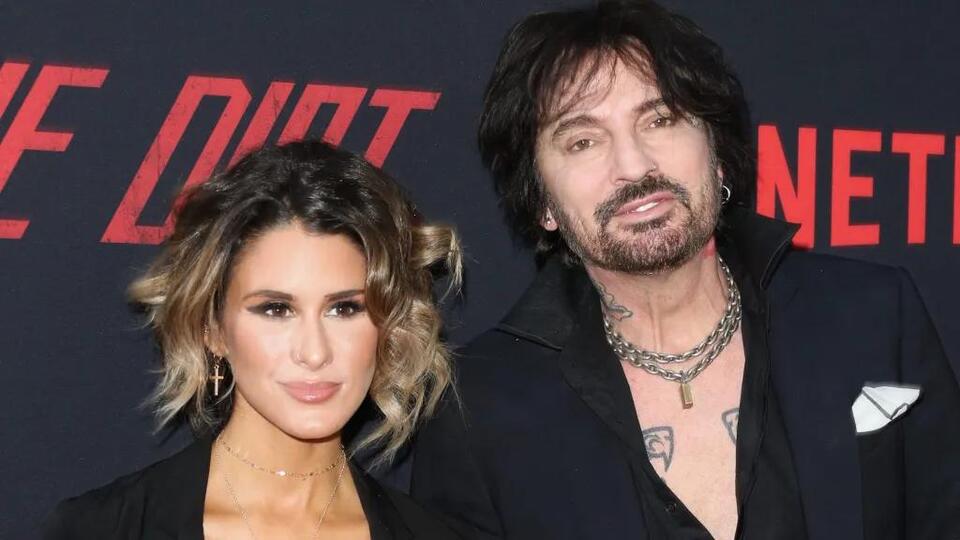 Pamela Anderson Gets Candid Over Ex-Husband Tommy Lee’s Current Wife’s ...