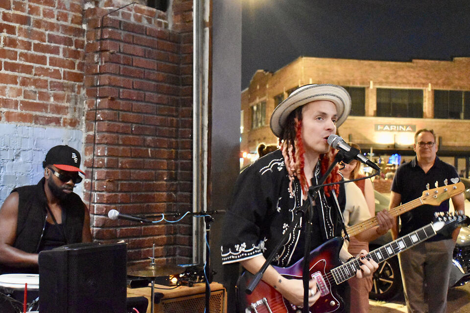 ‘Night Without Borders’ opens coffee house doors to honor heritage ...