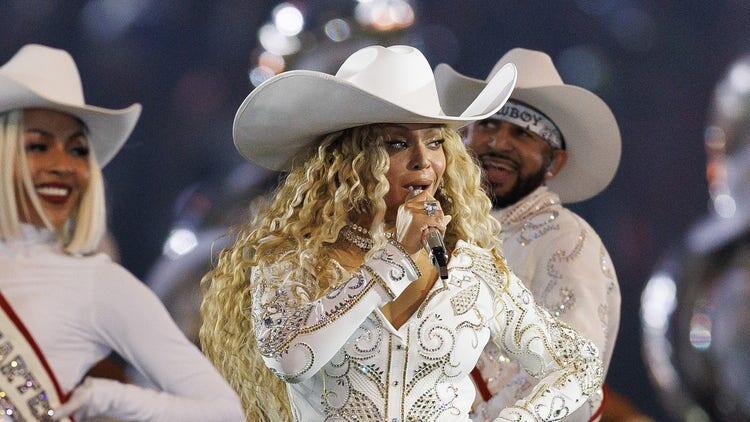 Beyoncé Bids Farewell To Levi’s REIIMAGINE Campaign With “The Denim ...